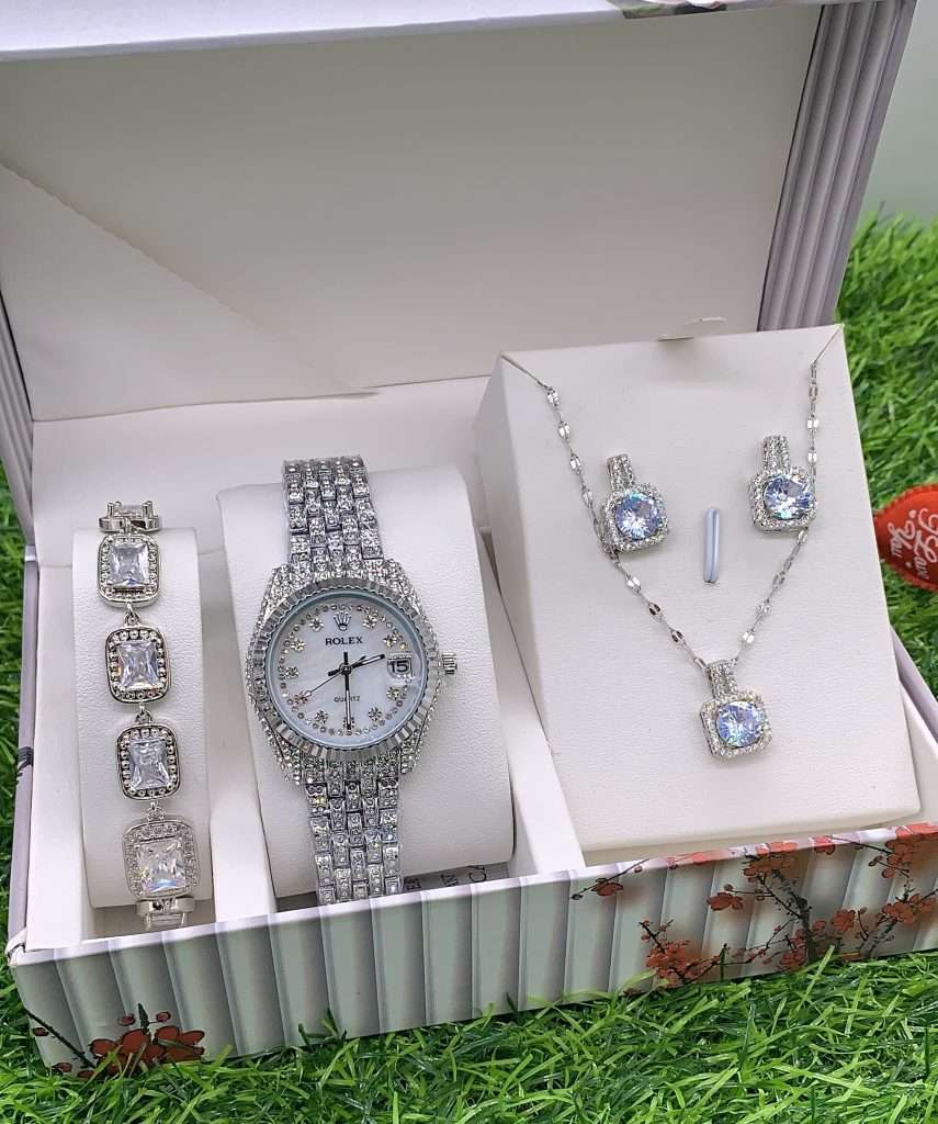 Exclusive Iced Wrist Watch Sets For Women – Comfort Luxury Store